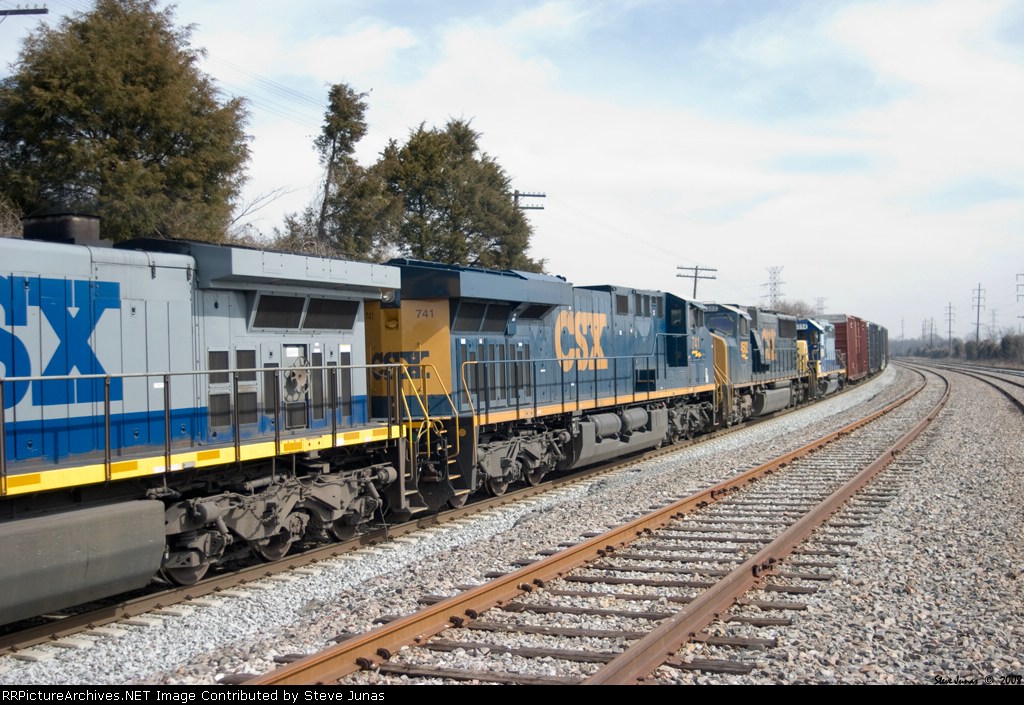 CSX 741 Q525